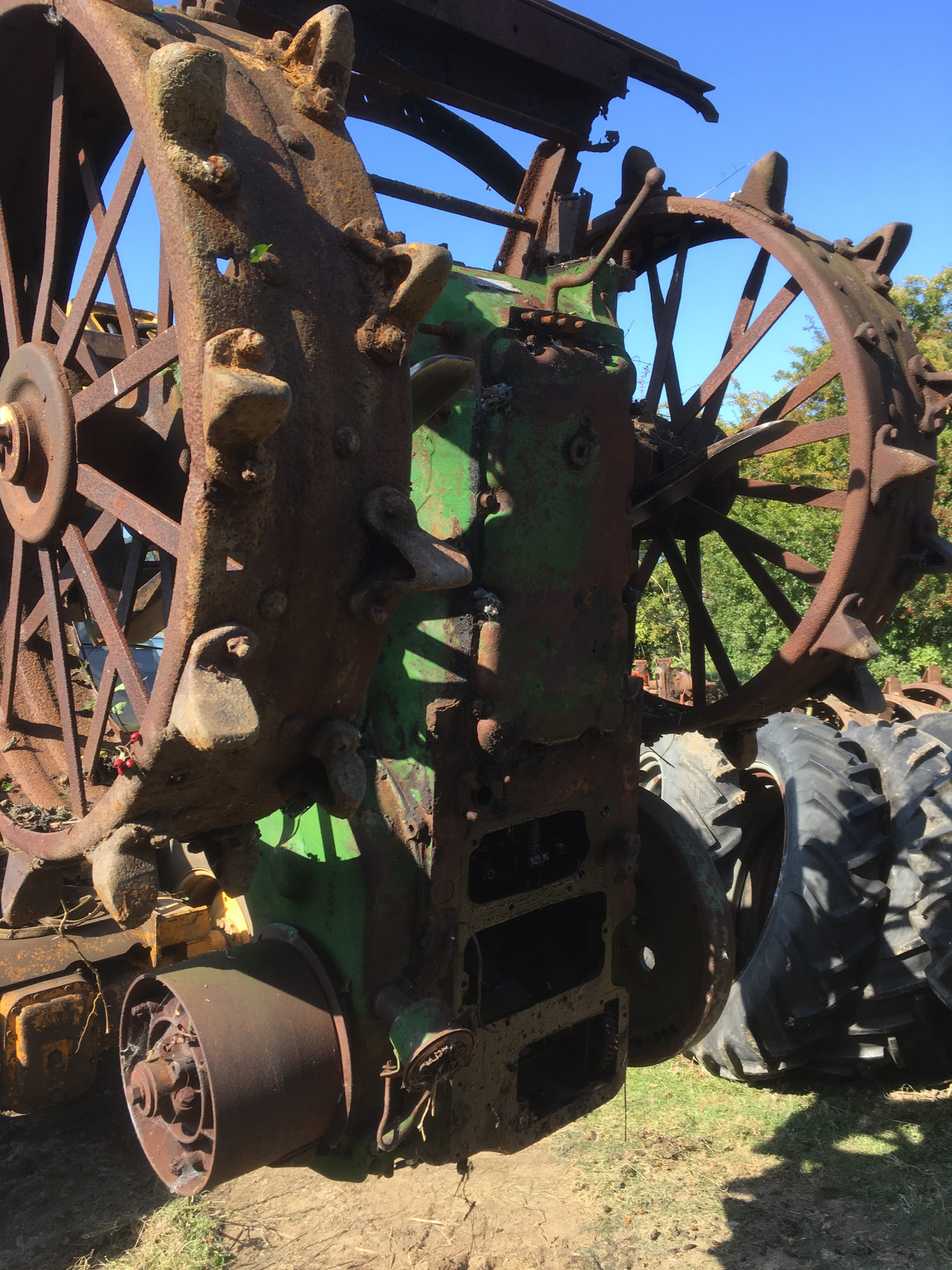 John Deere - Jason Smith Vintage and Classic Tractor Breakers