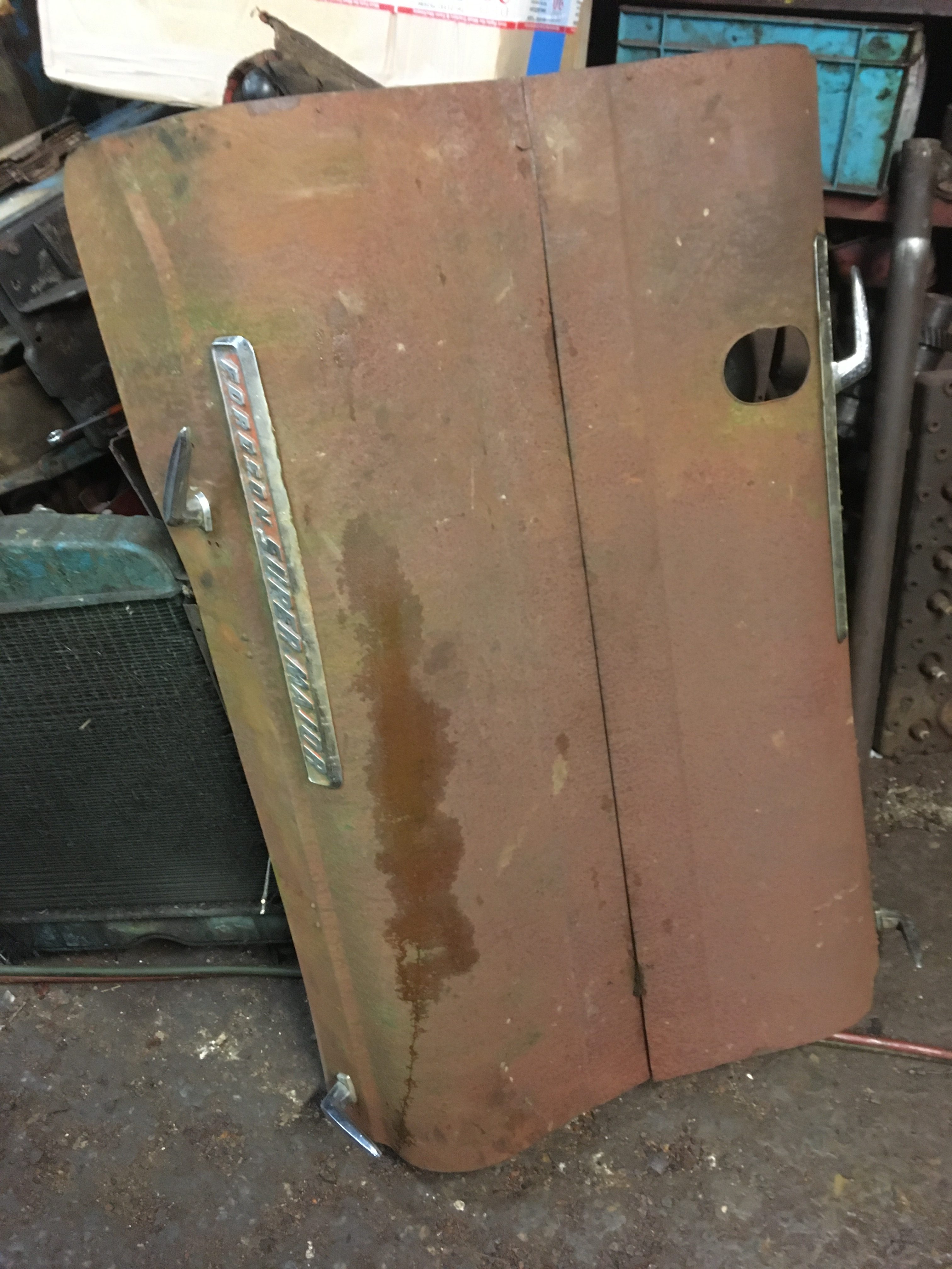 Fordson - Jason Smith Vintage and Classic Tractor Breakers